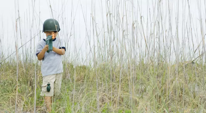 子供たちは戦争をする必要がありますか？