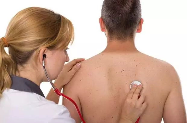 Alụmdi na nwunye na ngụgụ. Kedu ụdị pathologies nke usoro iku ume na-egbu egbu?