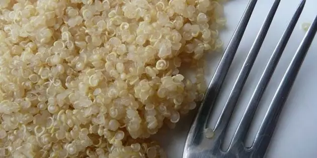 អាហារមានជាតិដែក៖ Quinoa