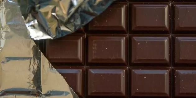 Que alimentos conteñen ferro: chocolate negro