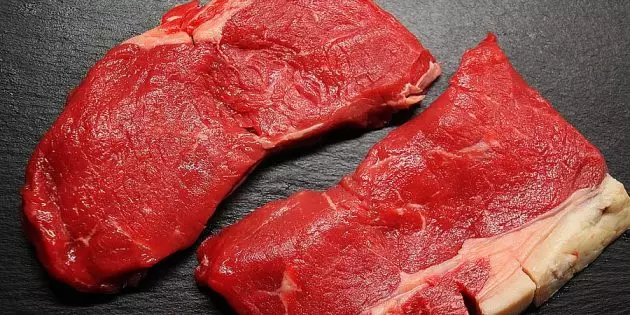 Que alimentos son ricos en ferro: carne vermella