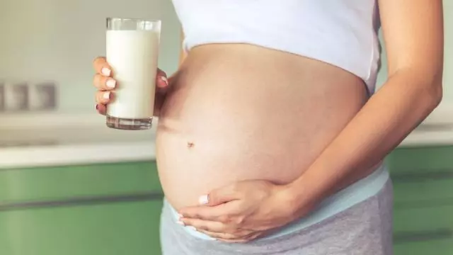 Kehadiran yodium dalam makanan ibu hamil sangat penting untuk perkembangan otak bayi.