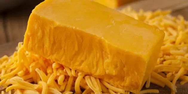 Foods high in iodine: cheese