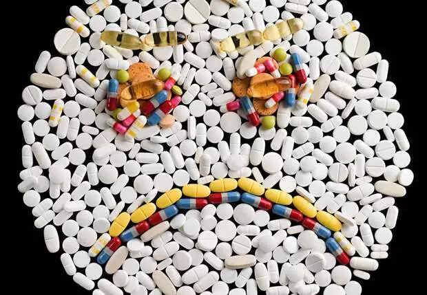 Antibiotik - lifeguards atanapi killers? 10 patarosan penting pikeun ahli ngeunaan salah sahiji topik anu paling kontroversial dina ubar