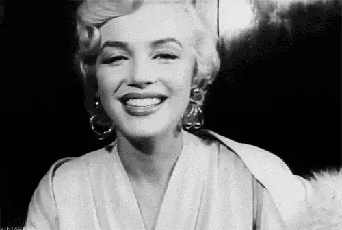 Dengan hati yang telanjang. Fakta tentang hidup dan mati salah seorang wanita paling seksi di dunia - Marilyn Monroe