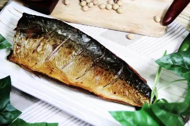 Golden Mackerel sa 3 Minuto at Iba Pang Masarap na Recipe ng Isda