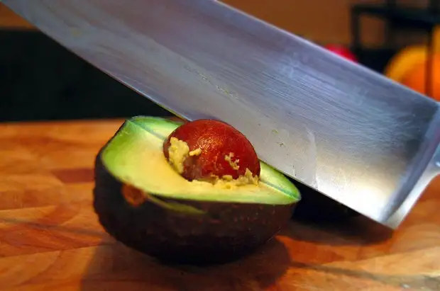 avocado بیج