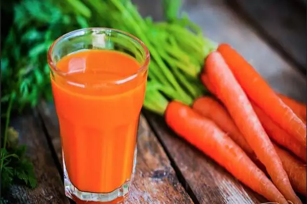 Карысць морквы і маркоўнага соку