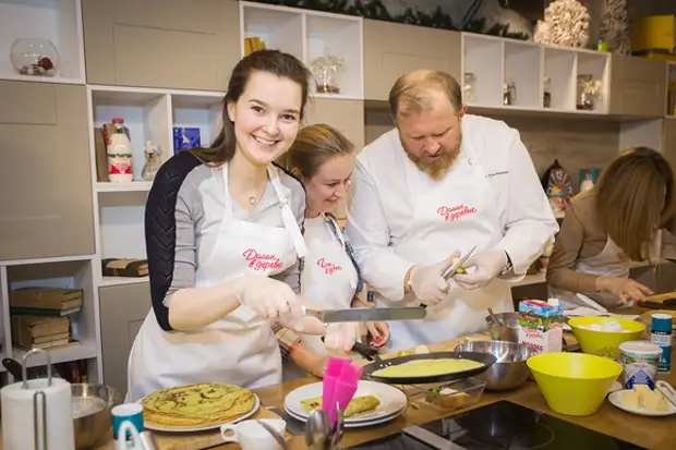 libur gélo: kaulinan favorit jeung senang on Shrovetide