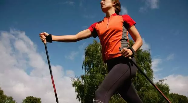 Nordic walking: vhodný pro každého a velmi efektivní