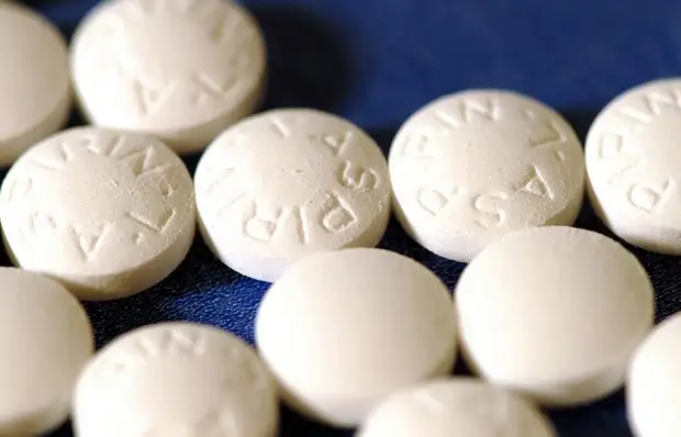 Enougheterlik uky almadyňyzmy ?: Aspirin içiň.