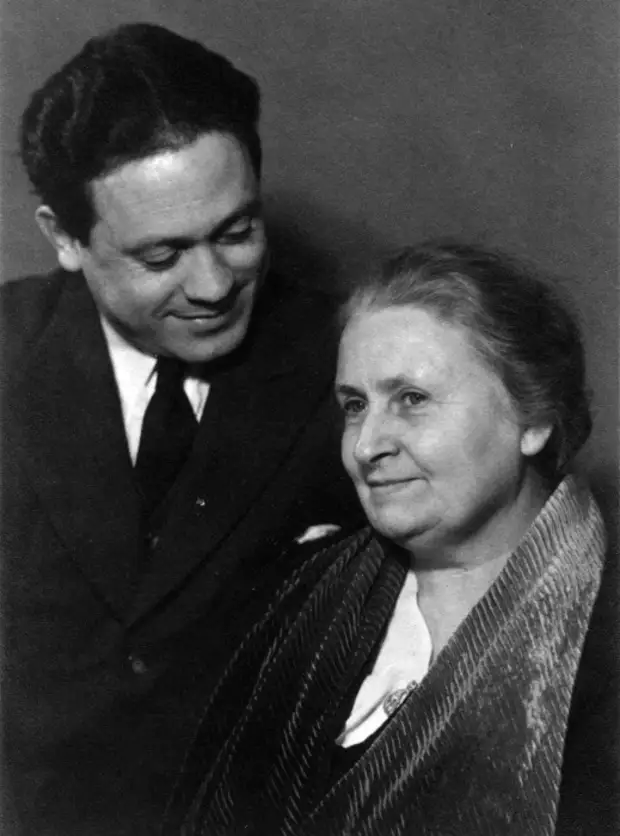 Maria Montessori mit ihrem Sohn