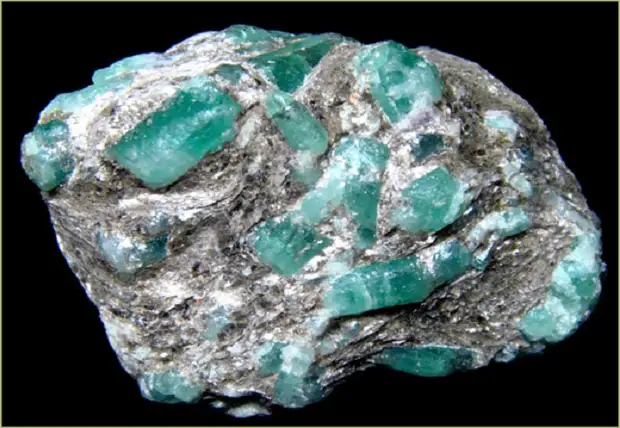 Crystals Emerald di mîka