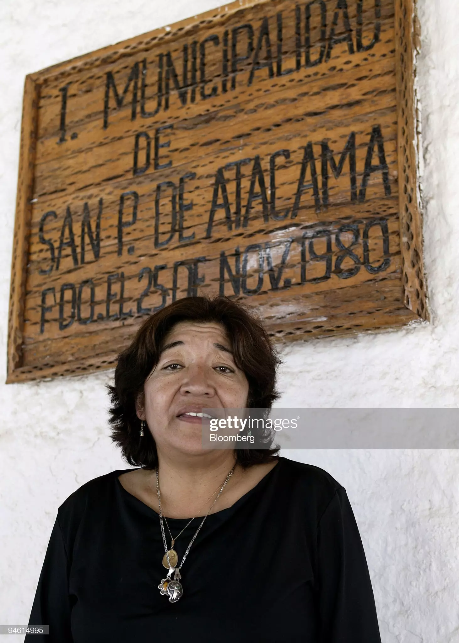 Borgmästare Sandra Berna står i San Pedro de Atacama, Chile: nyhetsbilder