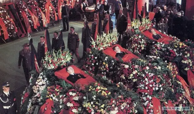 Funeral tal-membri tal-ekwipaġġ Soyuz-11.