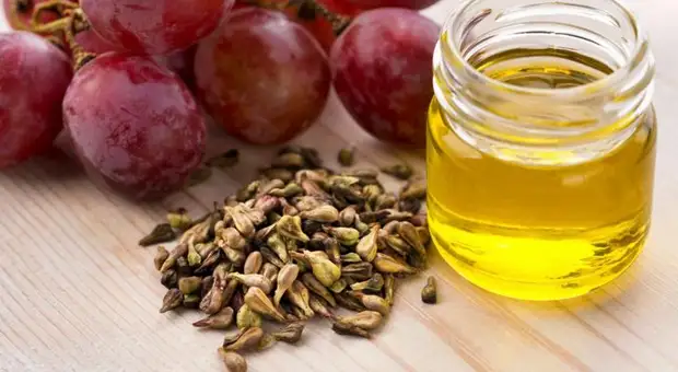 Grape seed oil para sa mukha