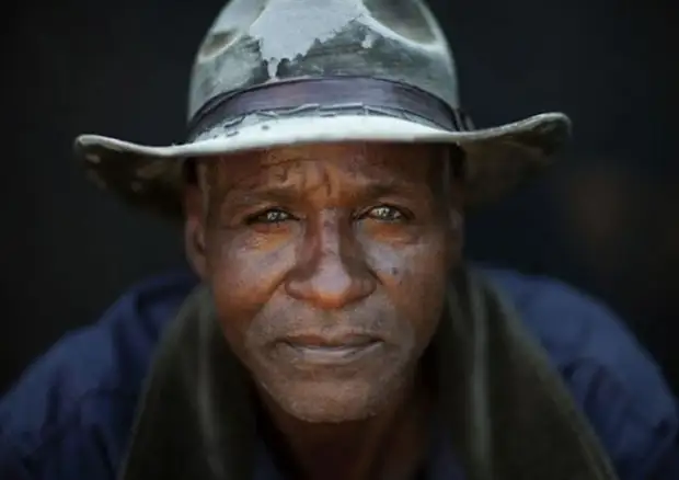 Hombre en panamá