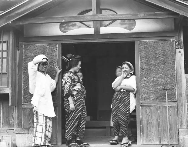 Il-ħajja tal-geisha Ġappuniża f'ritratti vintage