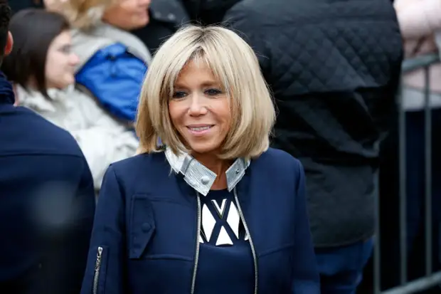 İstek üzerine resimler bridget macron