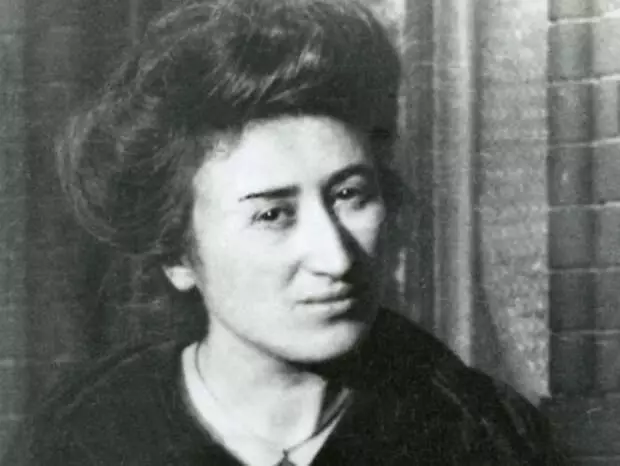 Rosa Luxemburg wanda ba a sani ba: wasan kwaikwayo na soyayya na Valkyries na juyin juya halin Musulunci