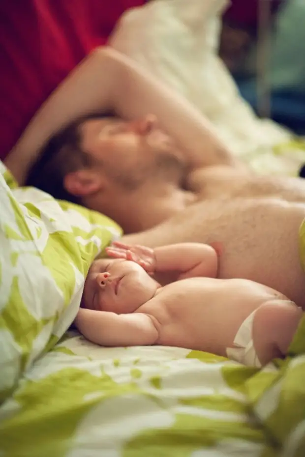 20 fotos fofas de pais felizes e seus bebês