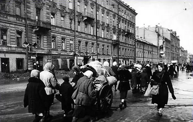 Ryškiausi moterų veteranų prisiminimai apie karą gegužės 9 d., Wwii, pergalės dieną