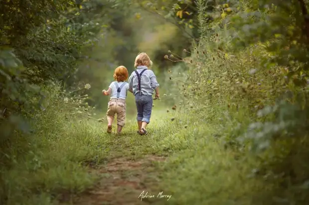 Fotografer ngarebut usum panas idyllic putrana