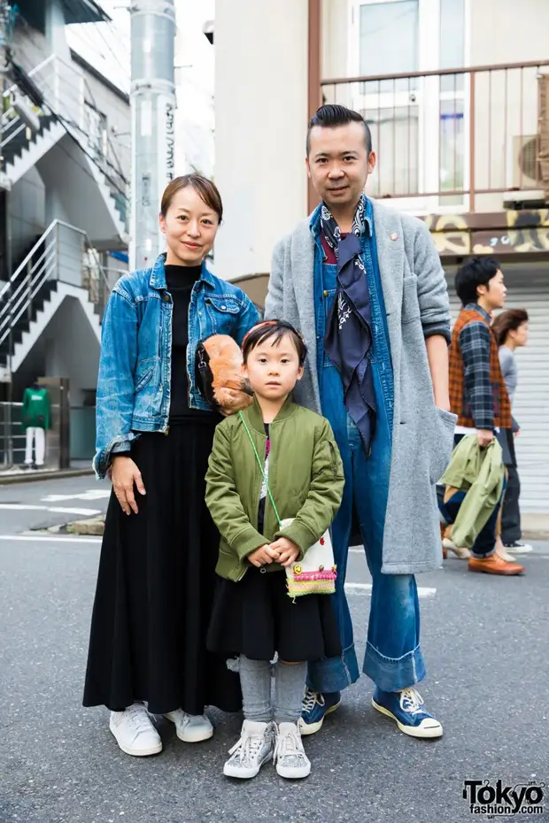 Стыльныя ўборы японскіх моднікаў на вуліцах Токіо