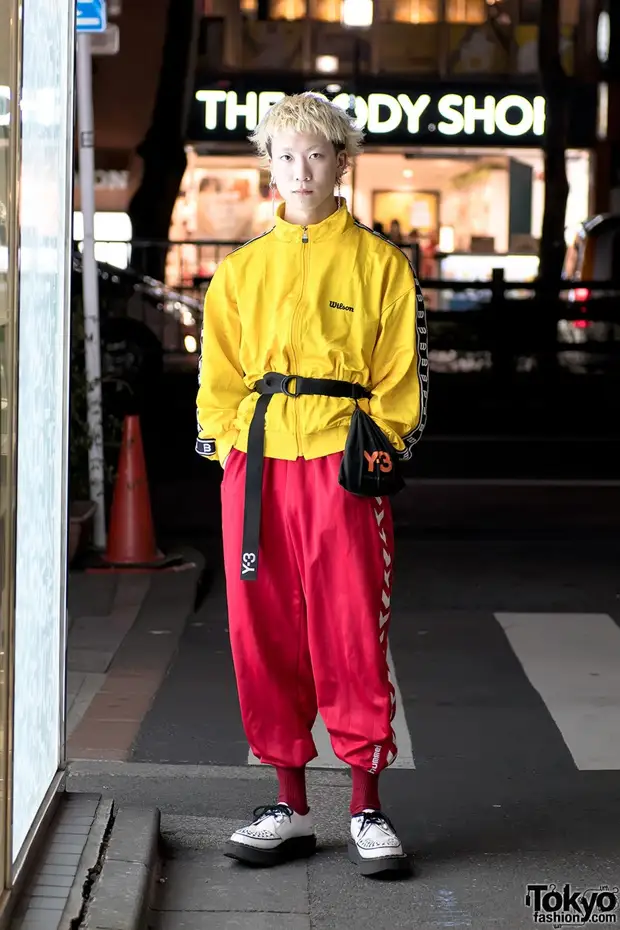 Стильні вбрання японських модників на вулицях Токіо