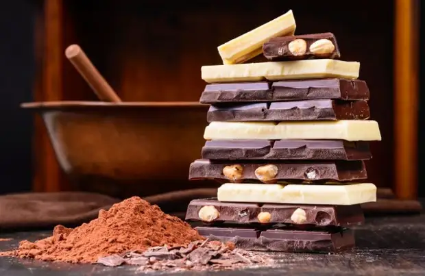 Bagaimana untuk memilih coklat sebenar: semua kehalusan!