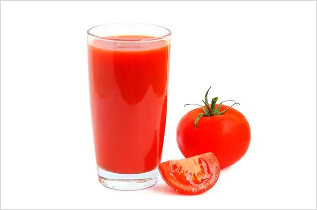 Ето какво ще направи 1 чаша доматен сок на ден за вашето здраве