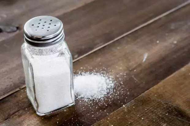 Да ли је премало соли штетно као и пресољевање?