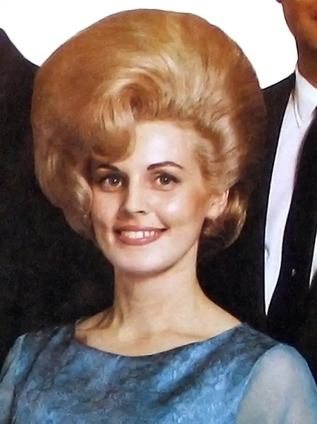 Size Matters: 60s Hairstyles foar froulju