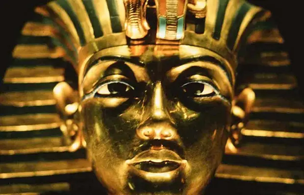 Le masque de Toutankhamon.