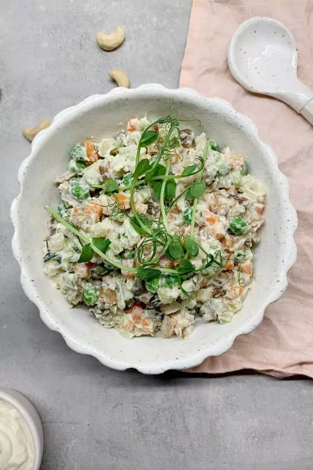 Sådan laver du en vegetarisk Olivier med østerssvampe: Ani Kiselevas opskrift