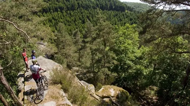 Guess d'Land vun der Foto: 20 magesch Plazen a Frankräich déi komplett anescht sinn