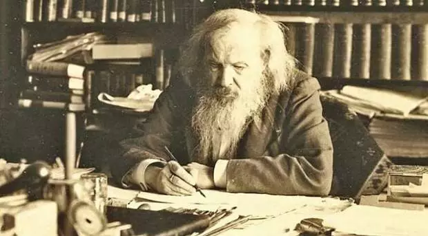 Dmitry Mendeleev: "Alle problemer kommer fra kvinder, der gør ondt"
