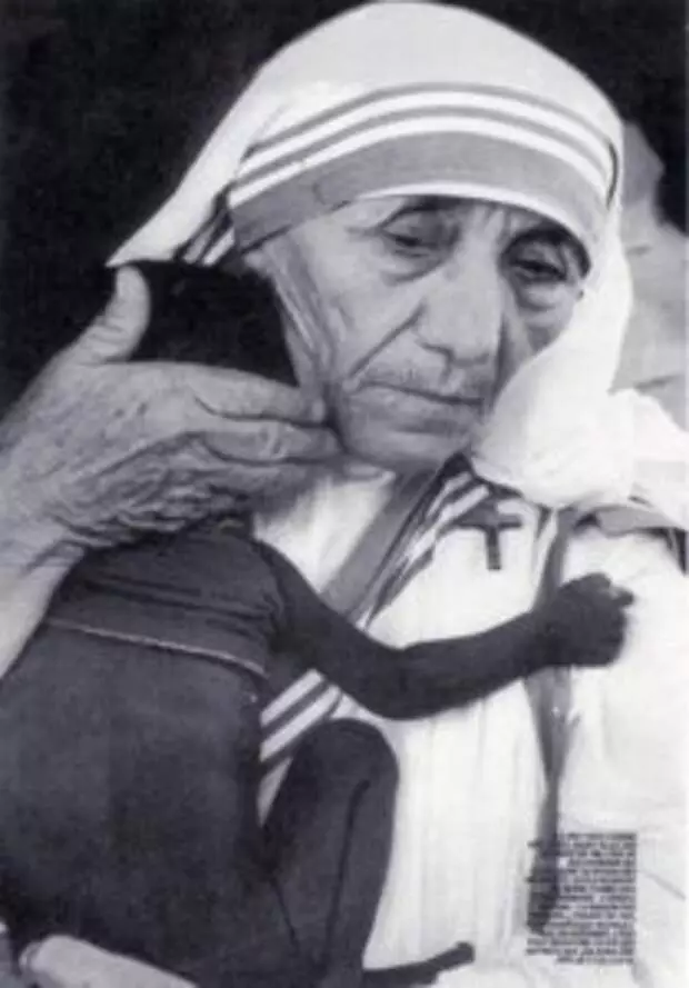 Xaqiiqda Aan Wanaagsanayn ee ku saabsan Mother Teresa