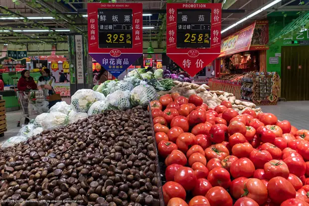 Co jedí obyčejní Číňané nebo prohlídka supermarketu v Říši středu?