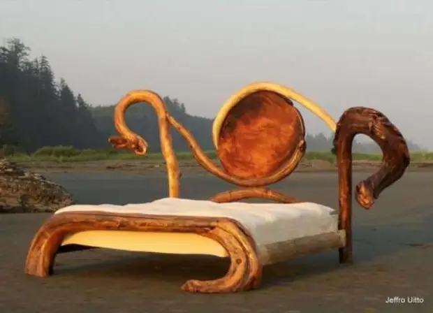 Esculturas incríveis feitas com pedaços de madeira encontradas na praia