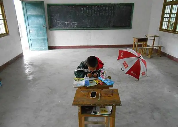مدرسه یک کودک (5 عکس)
