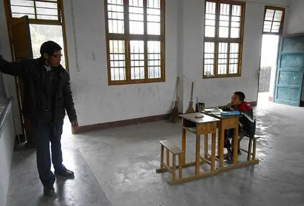 مدرسه یک کودک (5 عکس)