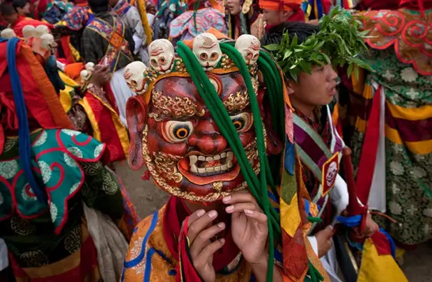 5 valstis ar dīvainākajiem seksa un kāzu rituāliem