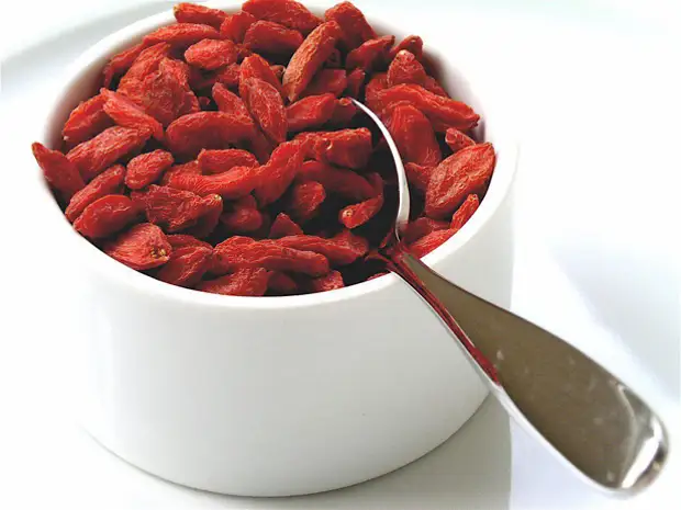 Mga mahimalang katangian ng goji berry: katotohanan o alamat?