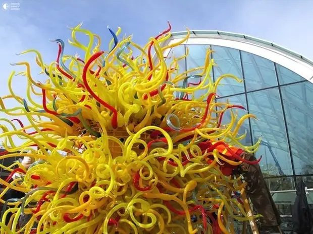 Dave Chihuly's Glass Garden