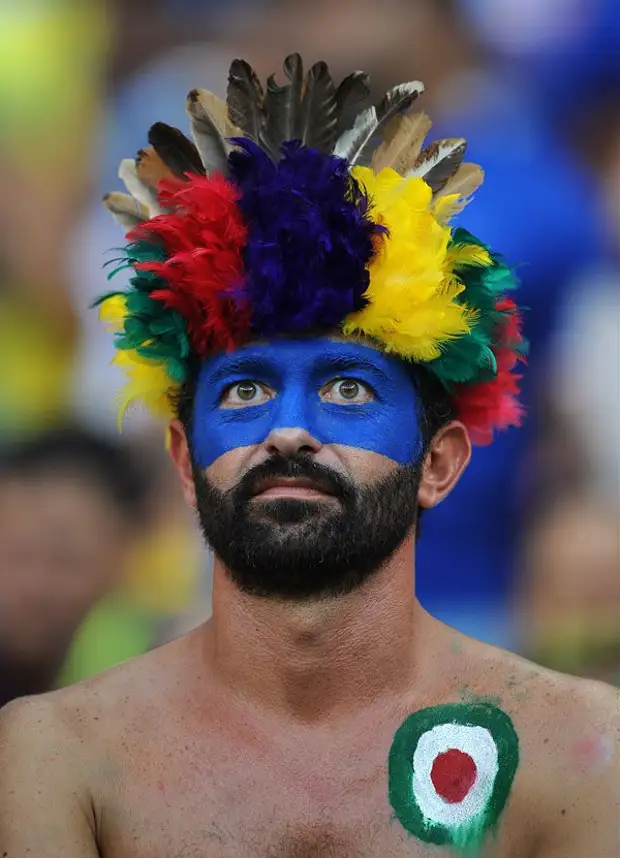 Kirkkaimmat ja hulluimmat fanit vuoden 2014 jalkapallon MM-kisoissa Brasiliassa