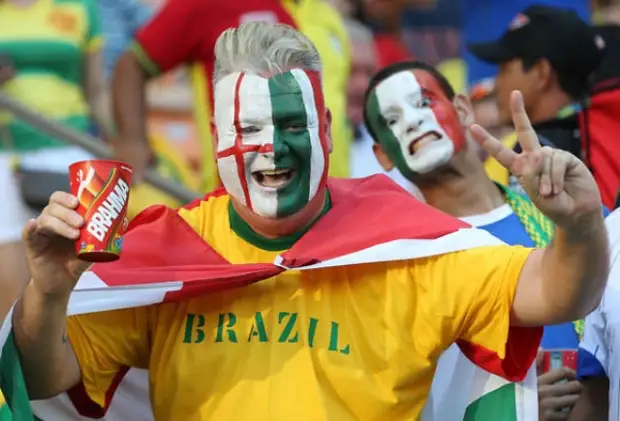 Mashabiki wazuri na wazimu zaidi katika Kombe la Dunia la FIFA la 2014 nchini Brazil