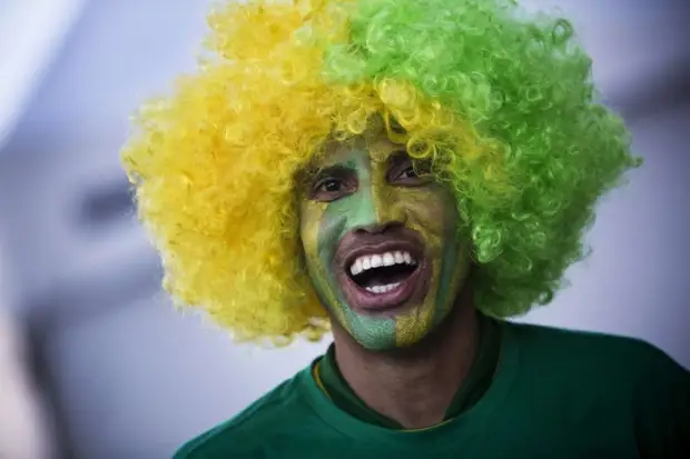 The fans brightest na craziest di Piala Dunya FIFA 2014 di Brazil