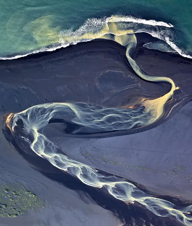 Abdi hoyong Islandia