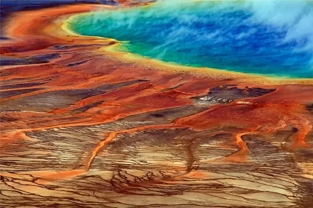 Supervullkani Yellowstone, shpërthimi i të cilit do të sjellë vdekjen e qytetërimit, fillon të zgjohet